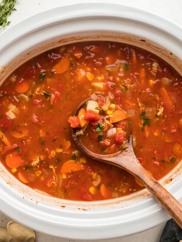 Slow Cooker Manhattan Clam Chowder - The Magical Slow Cooker