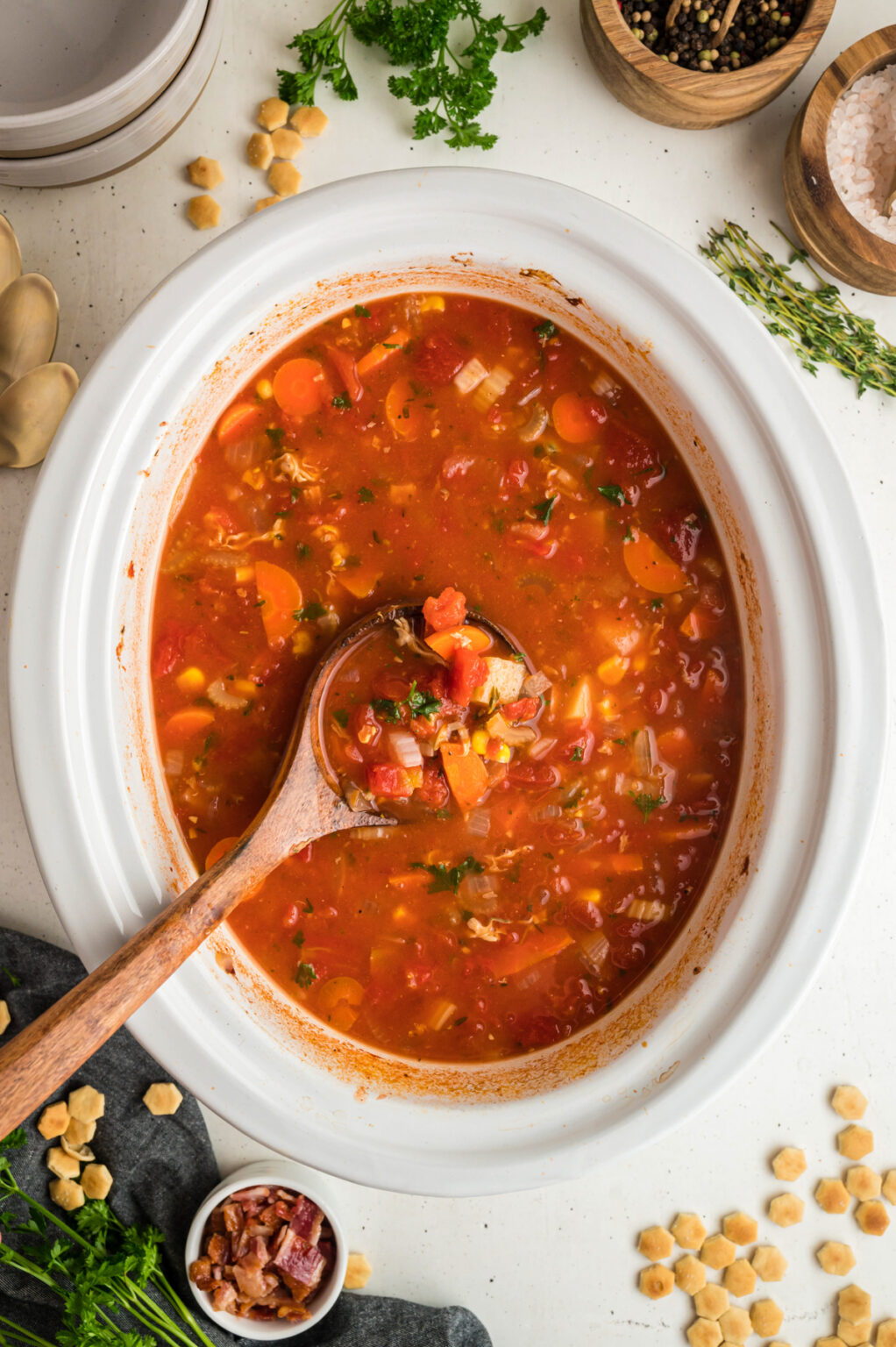 Slow Cooker Manhattan Clam Chowder - The Magical Slow Cooker