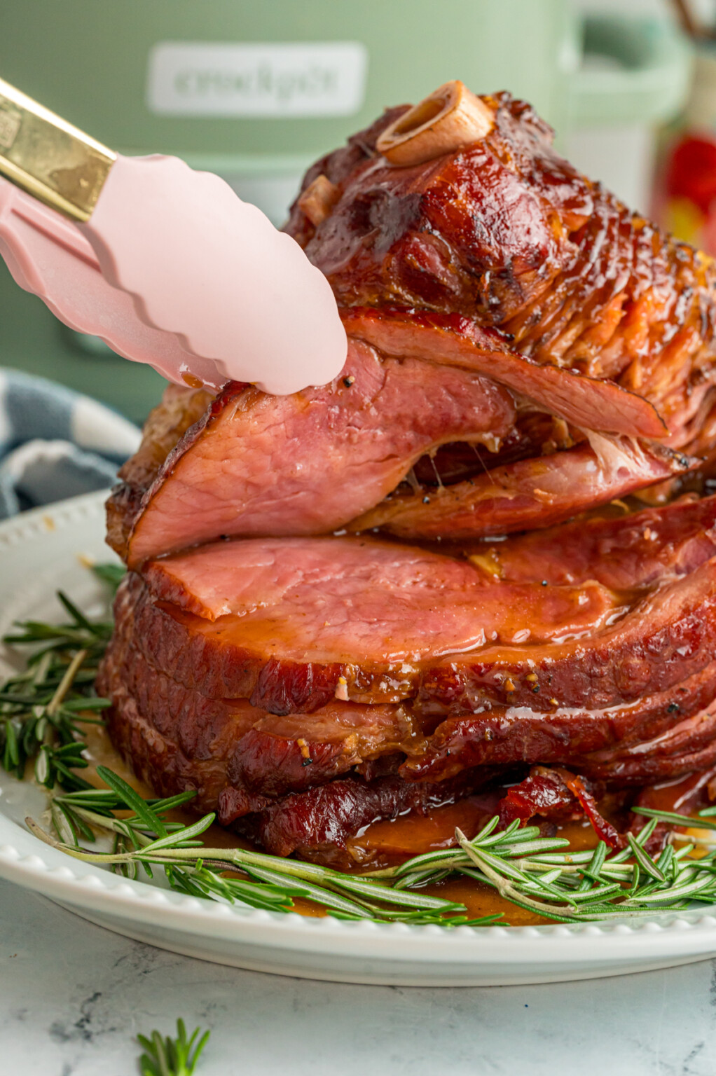 Crockpot Spiral Ham - The Magical Slow Cooker