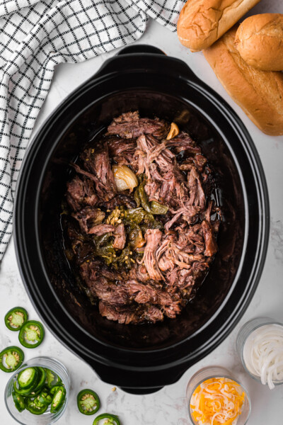 Slow Cooker Jalapeno Beef Sandwiches - The Magical Slow Cooker