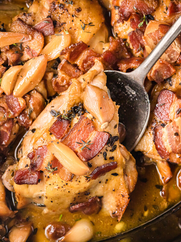 40 Clove Garlic Chicken Recipe - The Magical Slow Cooker