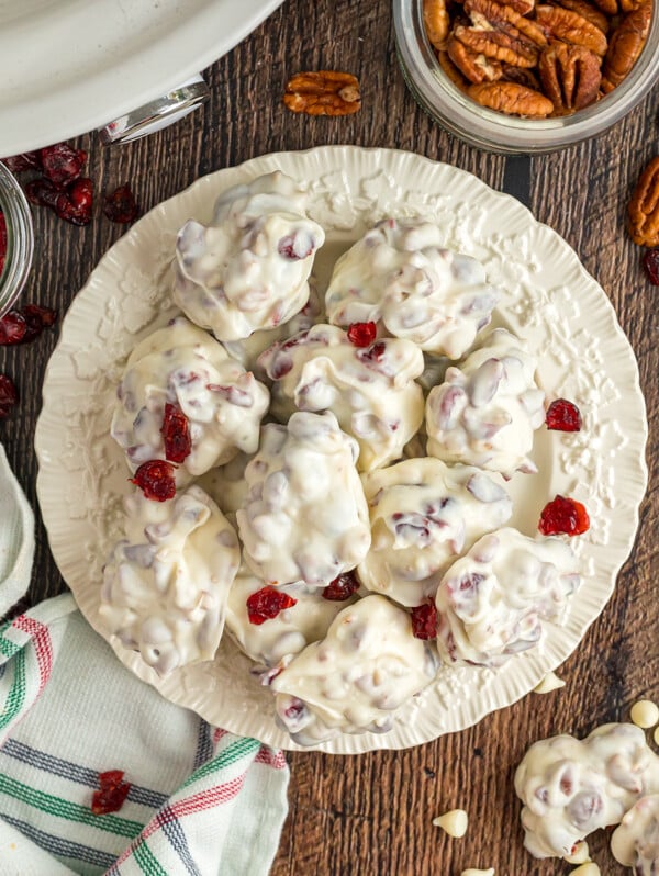 Slow Cooker White Chocolate Cranberry Clusters - The Magical Slow Cooker